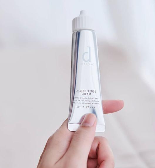 Kem chống nắng bảo vệ da Shiseido Dprogram 35g (SPF37/PA+++)